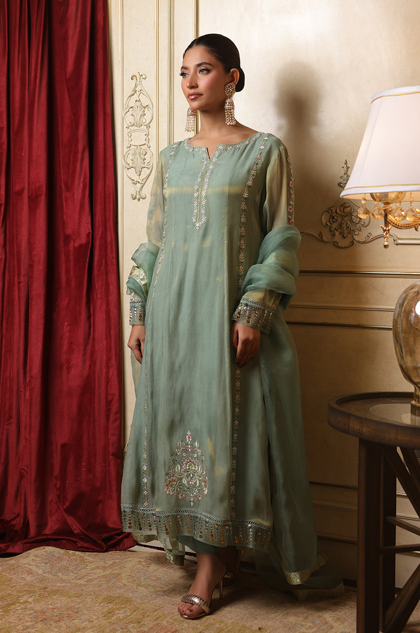 Haseen Rung – Sadaf Amir